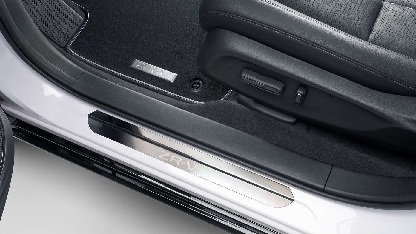 New Honda ZR-V Hybrid SUV 2023 tillbehör | Honda